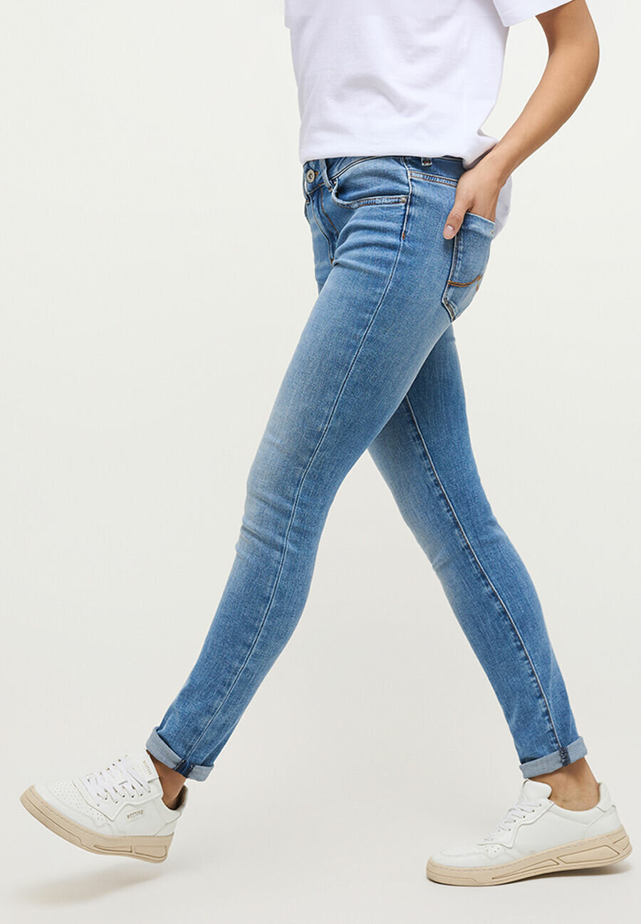 Джинсы скинни Quincy Skinny 