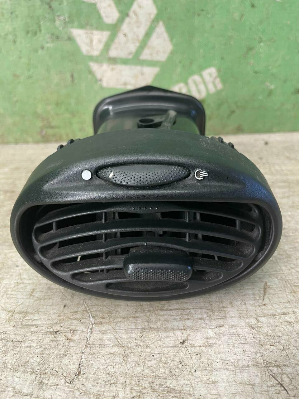 Дефлектор воздушный Ford Focus 1 1998-2004