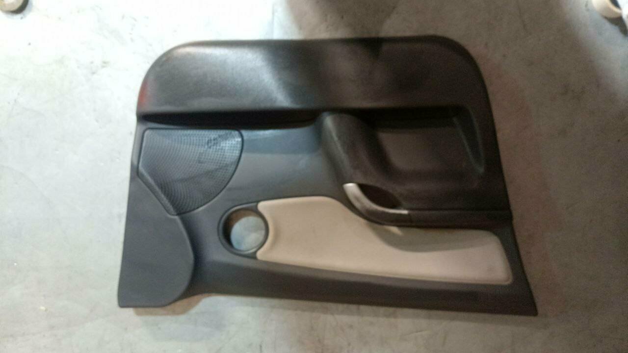 Обшивка двери передней левой Citroen C3 (2002 - 2006) 96380495ZQ
