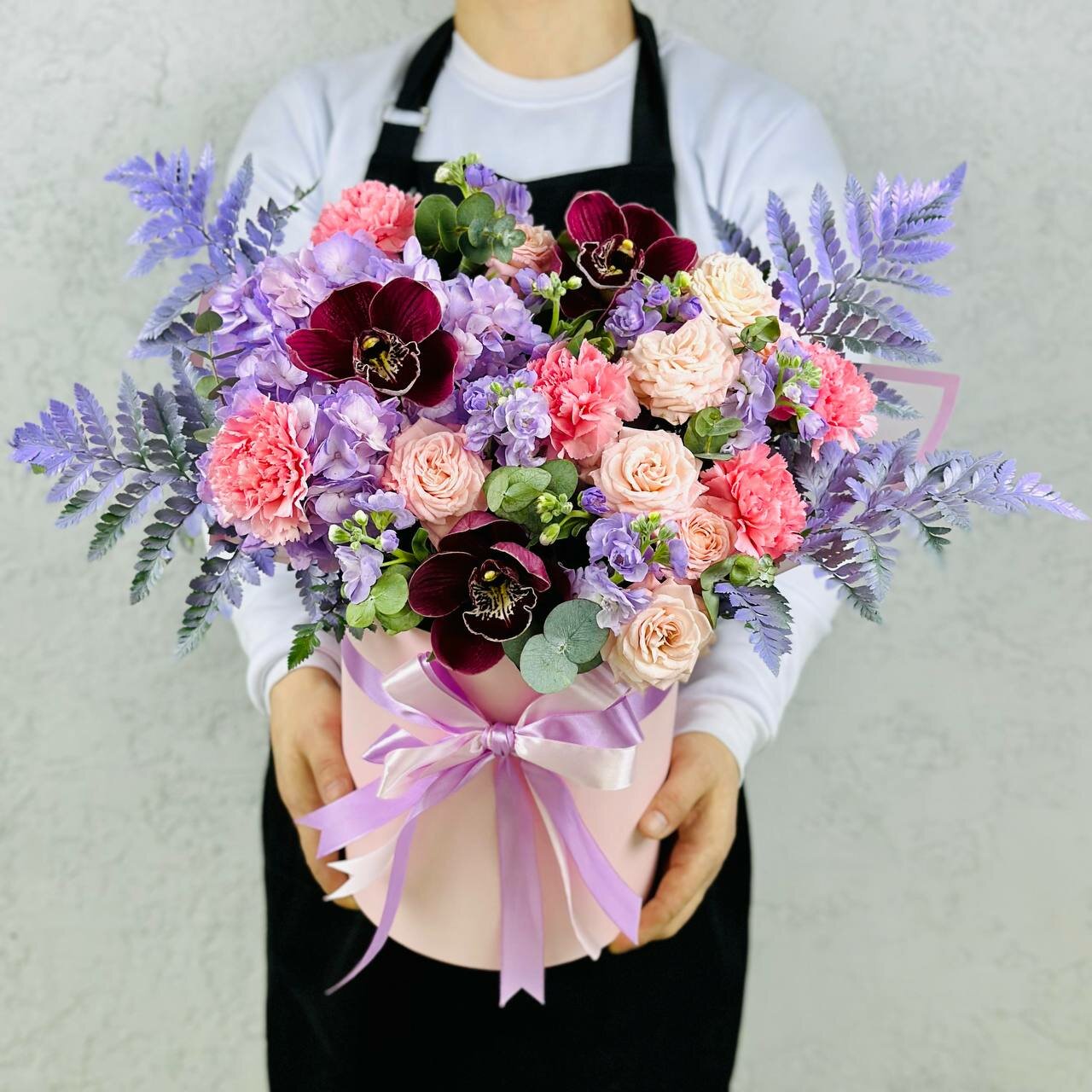 Сборная коробка Rybe-Flowers, с орхидеей, гортензией, розой, гвоздикой