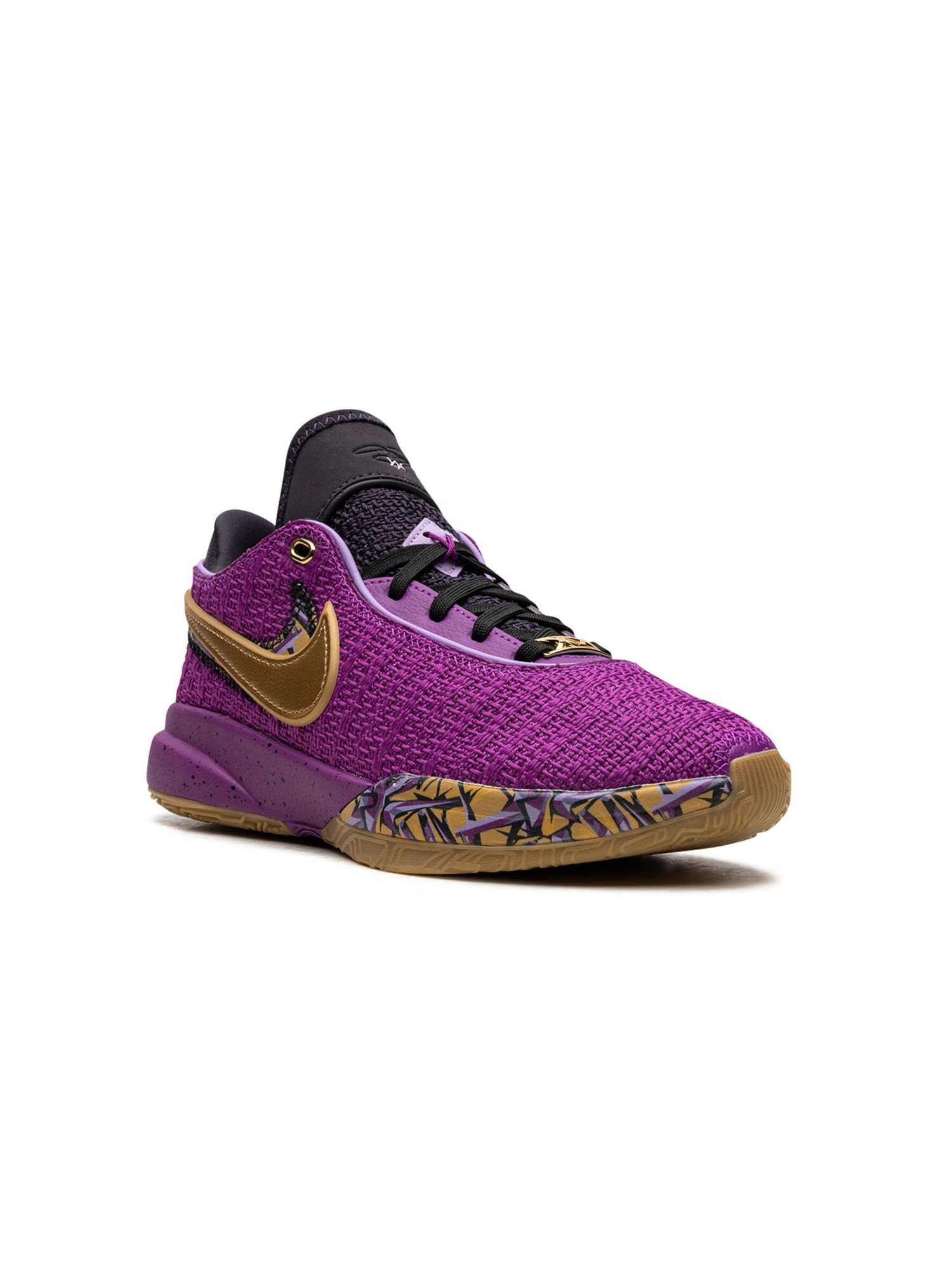 Кроссовки LeBron 20