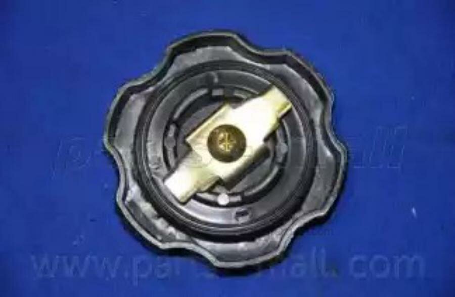 PARTS-MALL ECA002 Крышка маслозаливной горловины HYUNDAI SONATA(EF) 98-00 ECA-002