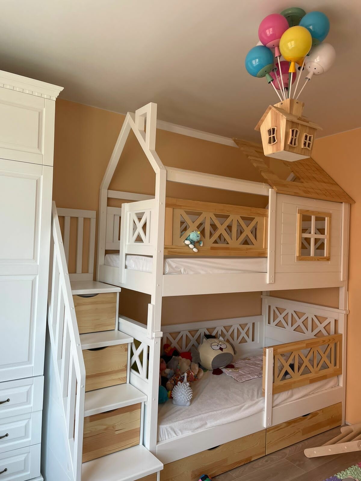 Двухъярусная кровать Прованс Домик, спальные места 90х190 и 90х190, цвет белый + сосна.