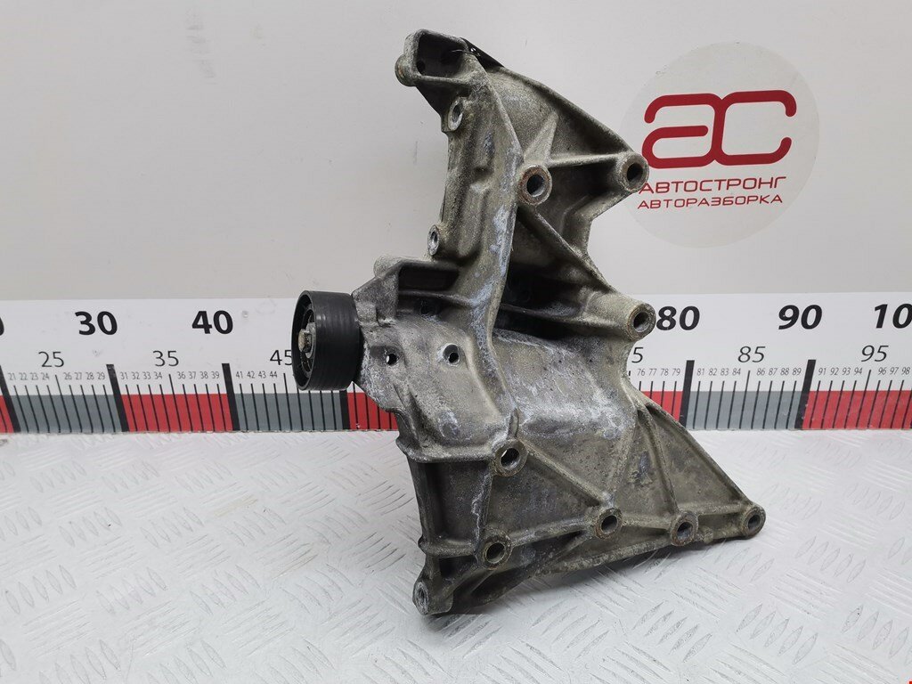 Кронштейн генератора Renault Espace 3 7700103524 арт. 2045859