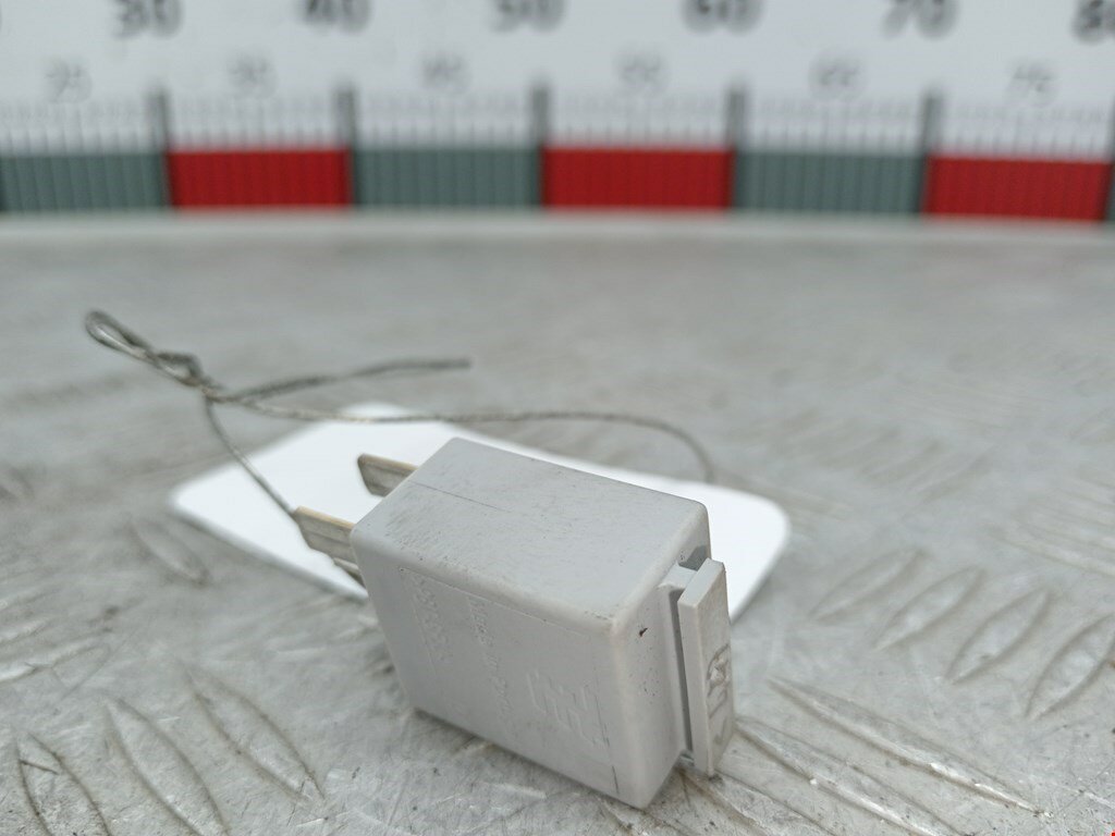 Реле Volkswagen Passat 6 1K0951253 арт. 2157695