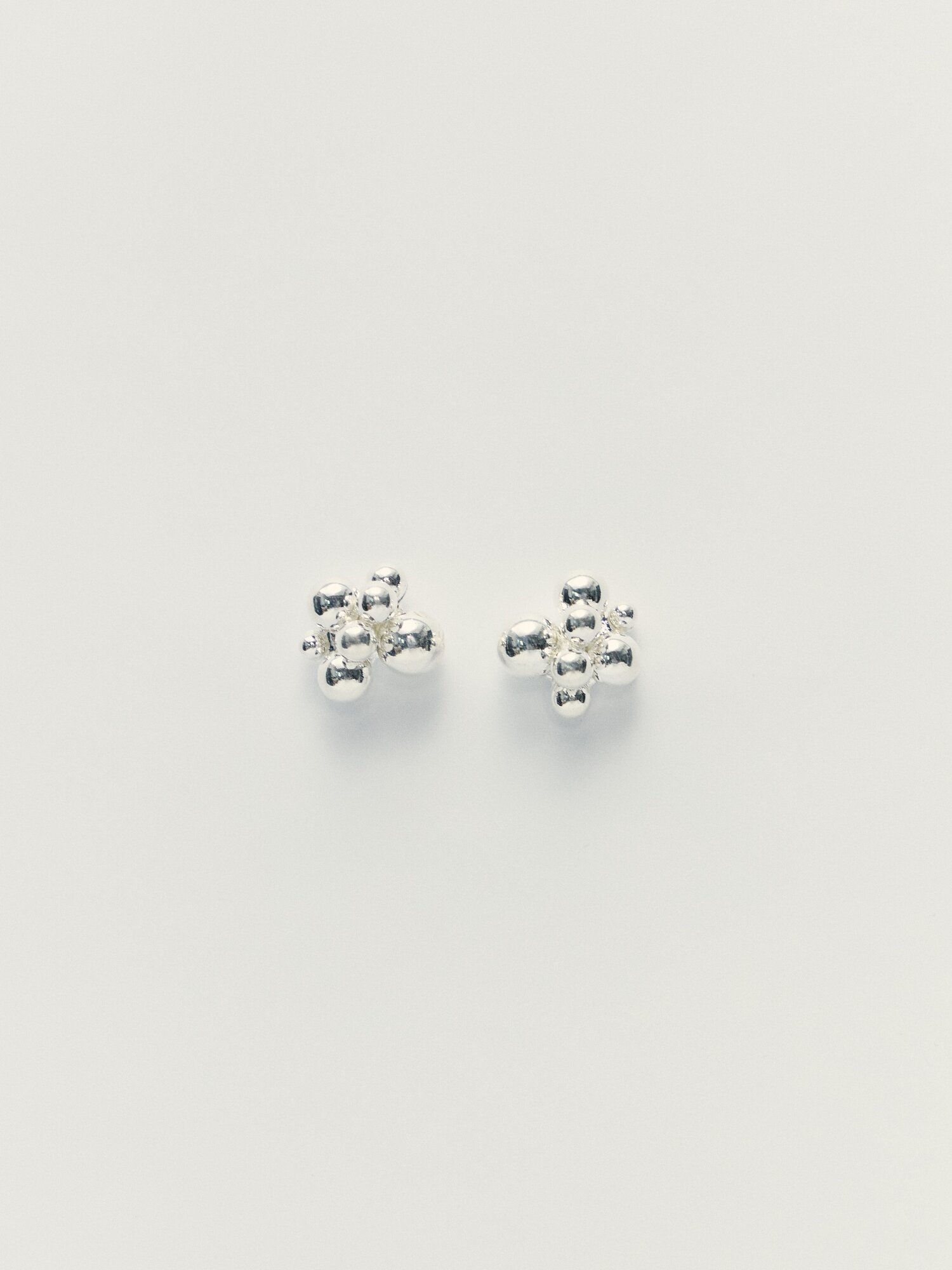 Серьги пусеты