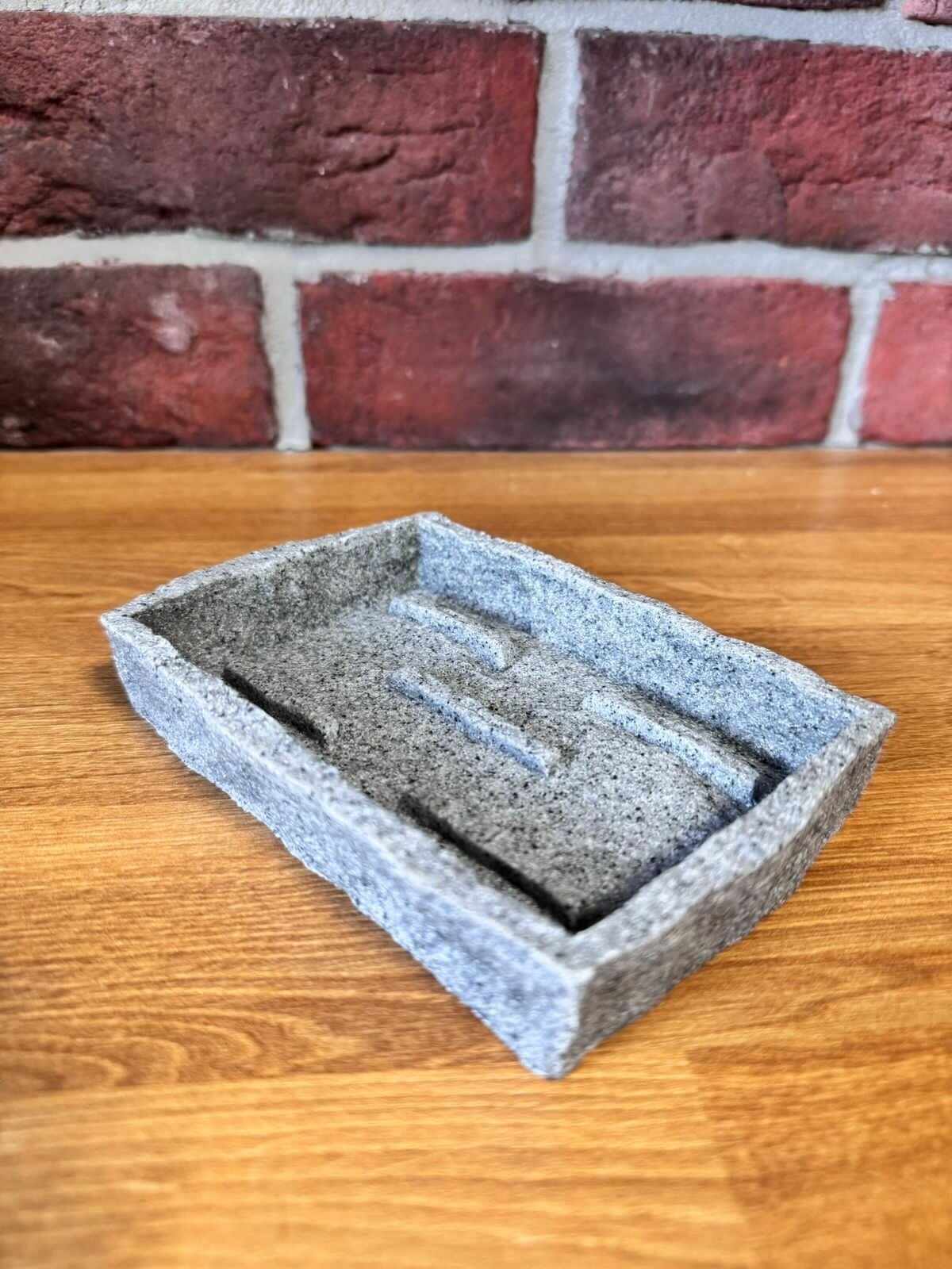 Мыльница для ванной, серый "Камень"