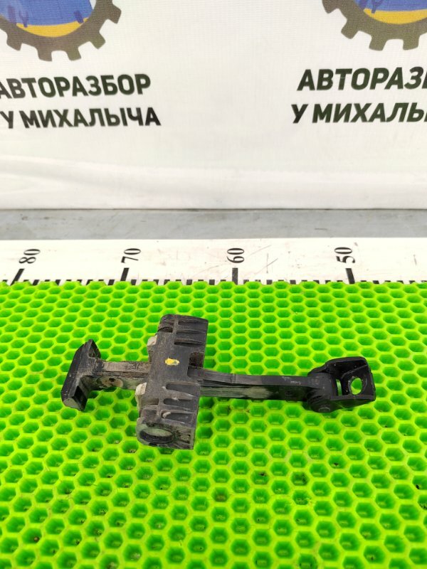 Ограничитель двери задний правый BMW 3-Series F30 51227446730