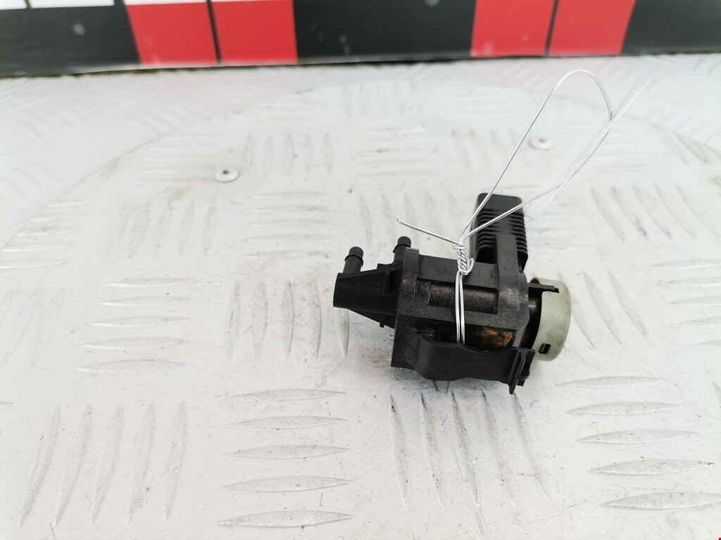 Клапан электромагнитный Skoda Octavia 1U 1K0906283A арт. 1478471