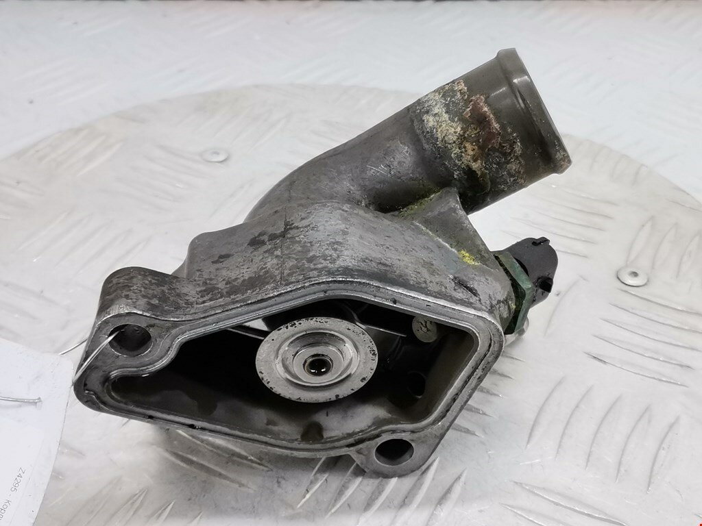 Корпус термостата Opel Meriva A 95517660 арт. 1604174