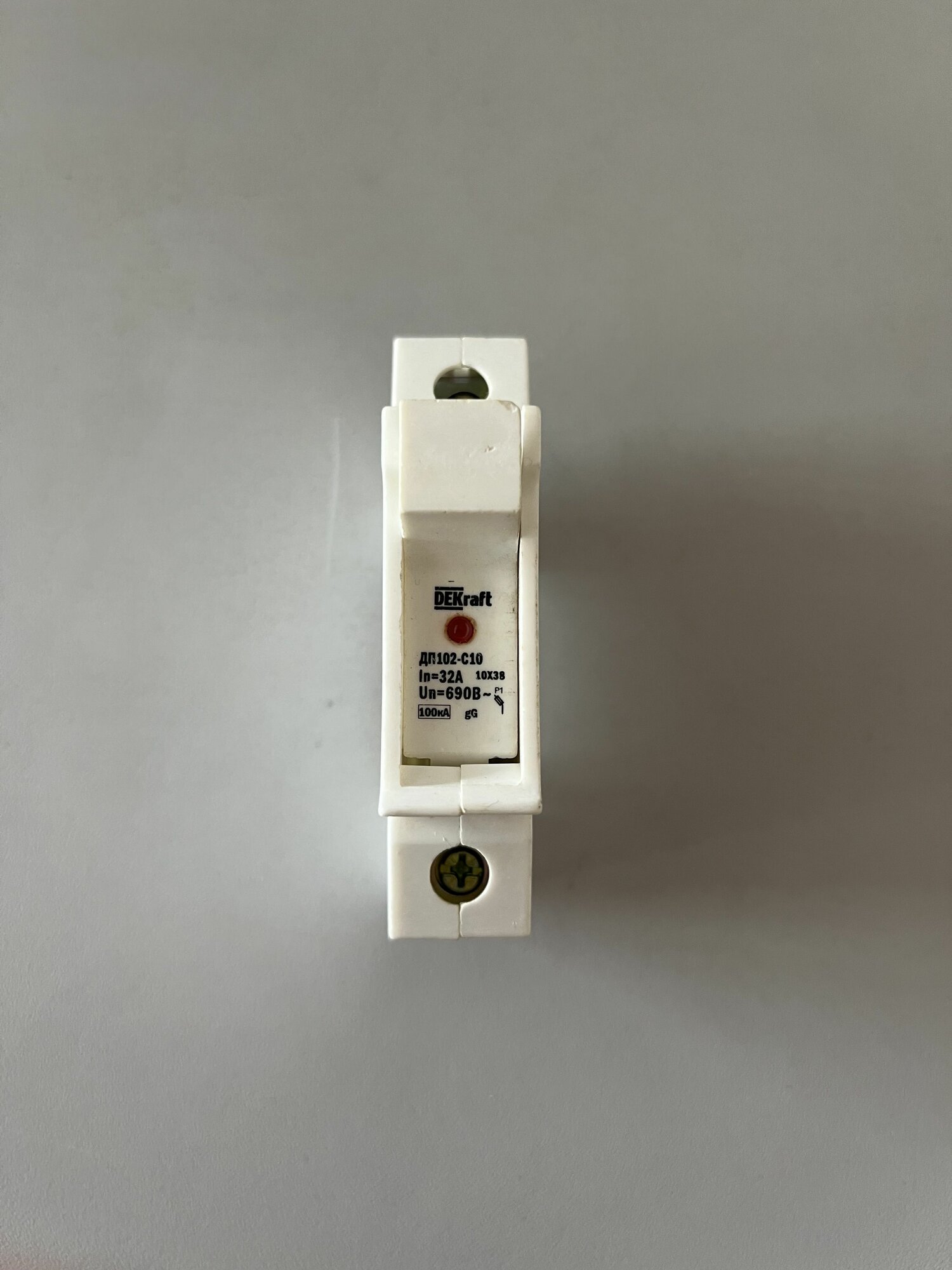 Держатель предохранителя ДП102-С10