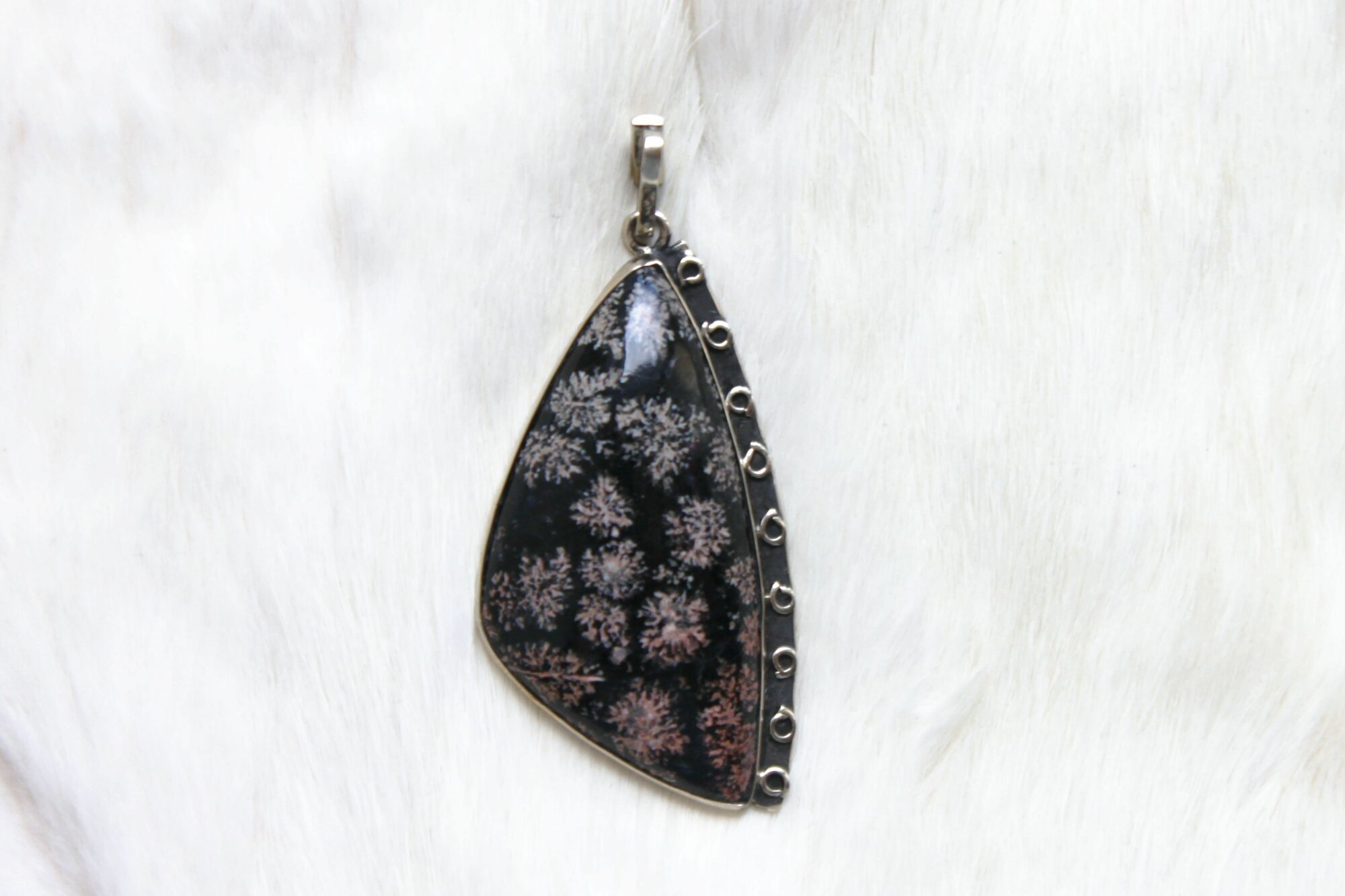 Подвеска, обсидиан