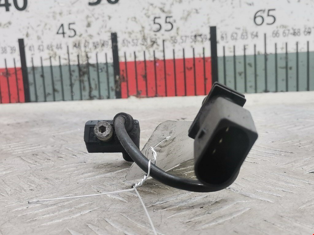 Датчик коленвала BMW X3 (E83) 13627809334 арт. 2182485