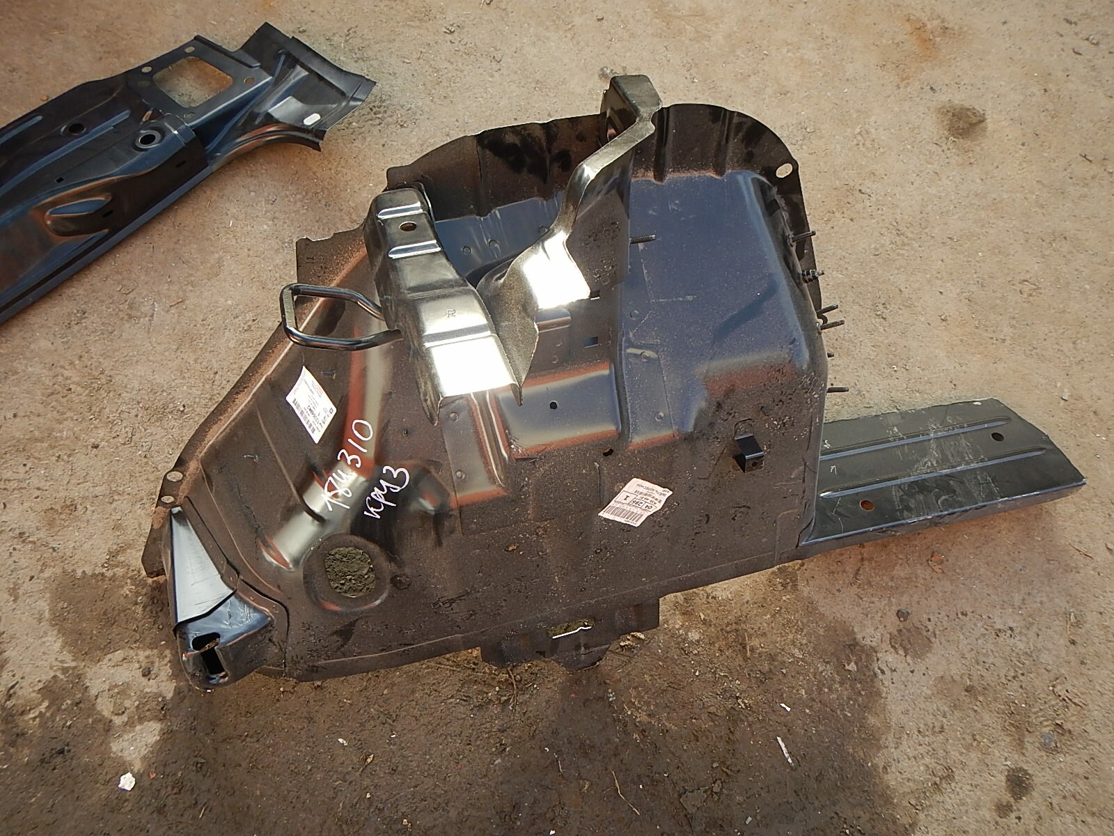 Б/У Арка колесная задняя правая внутренняя, Chevrolet (Шевроле) -Круз CHEVROLET CRUZE (09-15) новая 184310 GENERAL MOTOR...