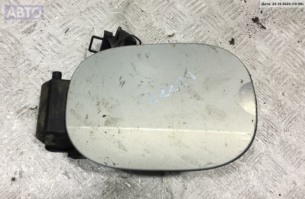 Лючок бака Renault Modus