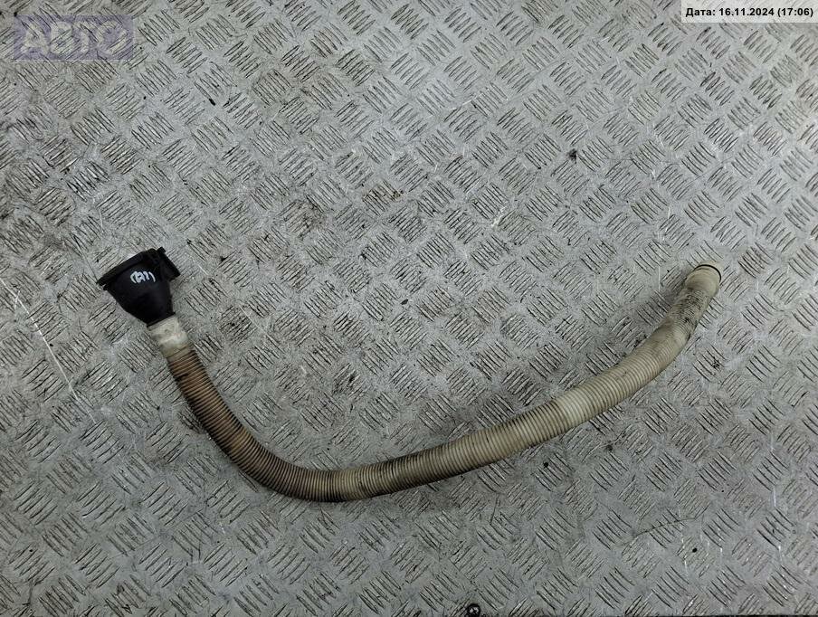 Горловина бачка омывателя BMW 3 E90/E91/E92/E93 (2005-2013)