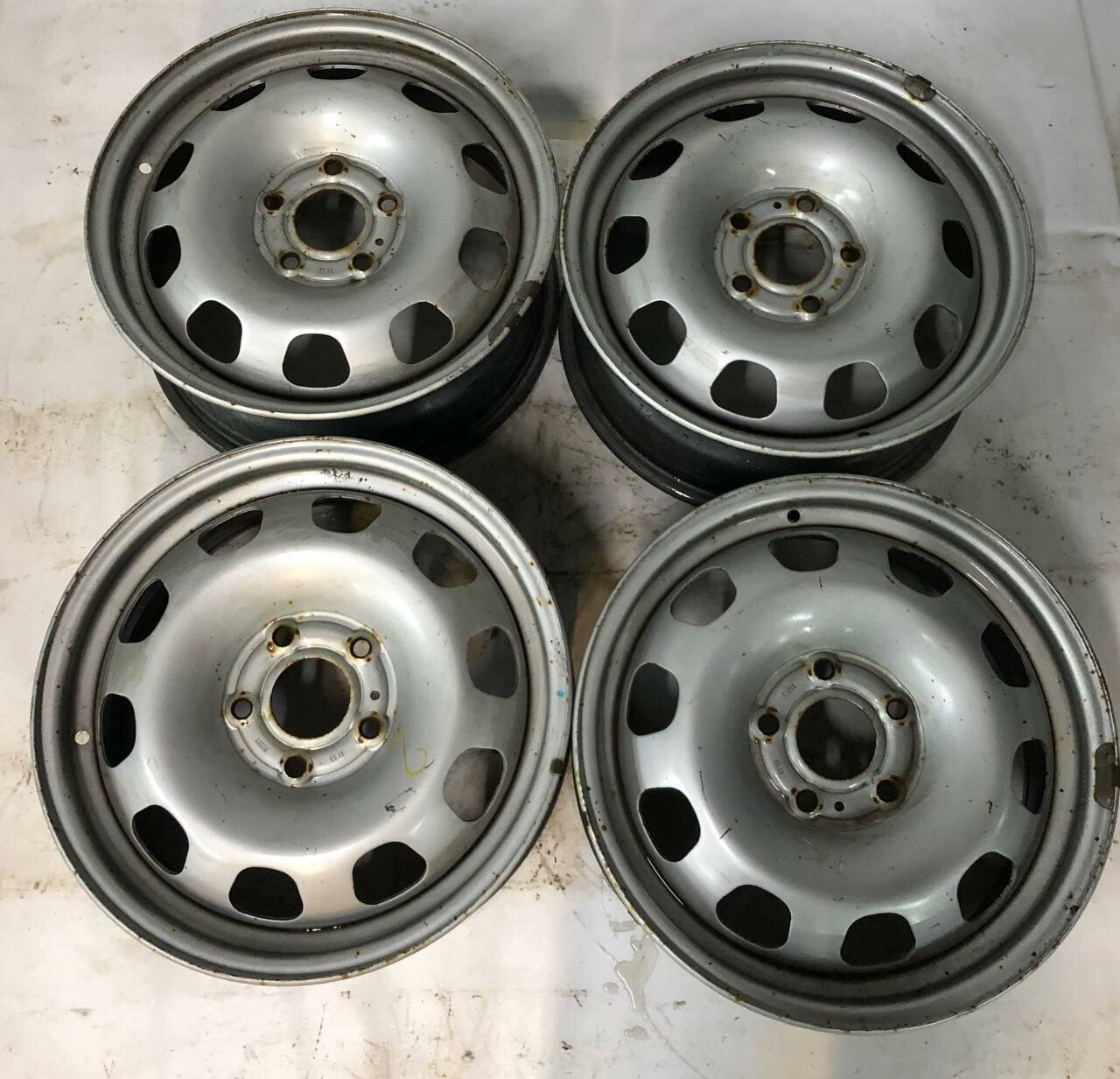 Колесные диски Штампованные 16x6.5 PCD 5x114.3 D66.1 ET50 (Реплика)
