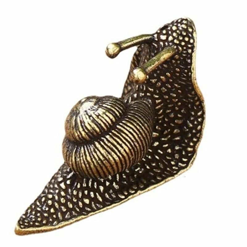 Маленькое украшение в виде старинной потертой мини-улитки-A