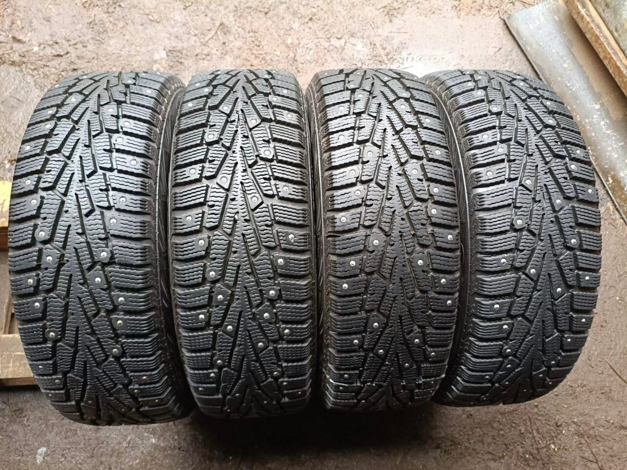 Шины БУ зимние шипованные Cordiant Snow Cross 195/60 R15 92T