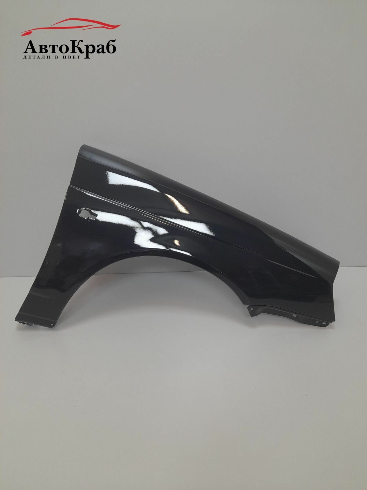 Крыло переднее правое пластиковое в цвет для Лада Приора 2007 - 2018 г. 665 - космос, черно синий