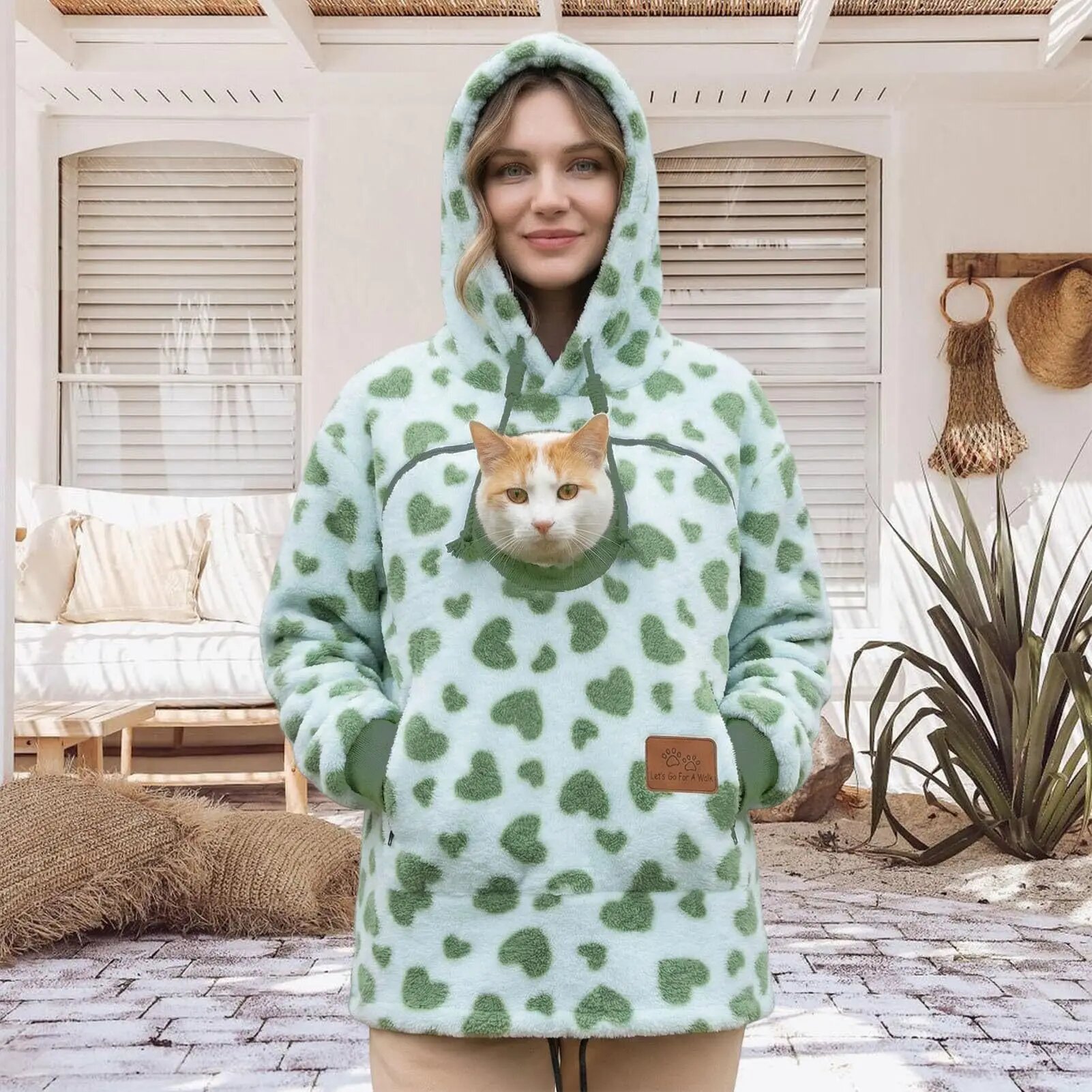 Толстовка спортивная