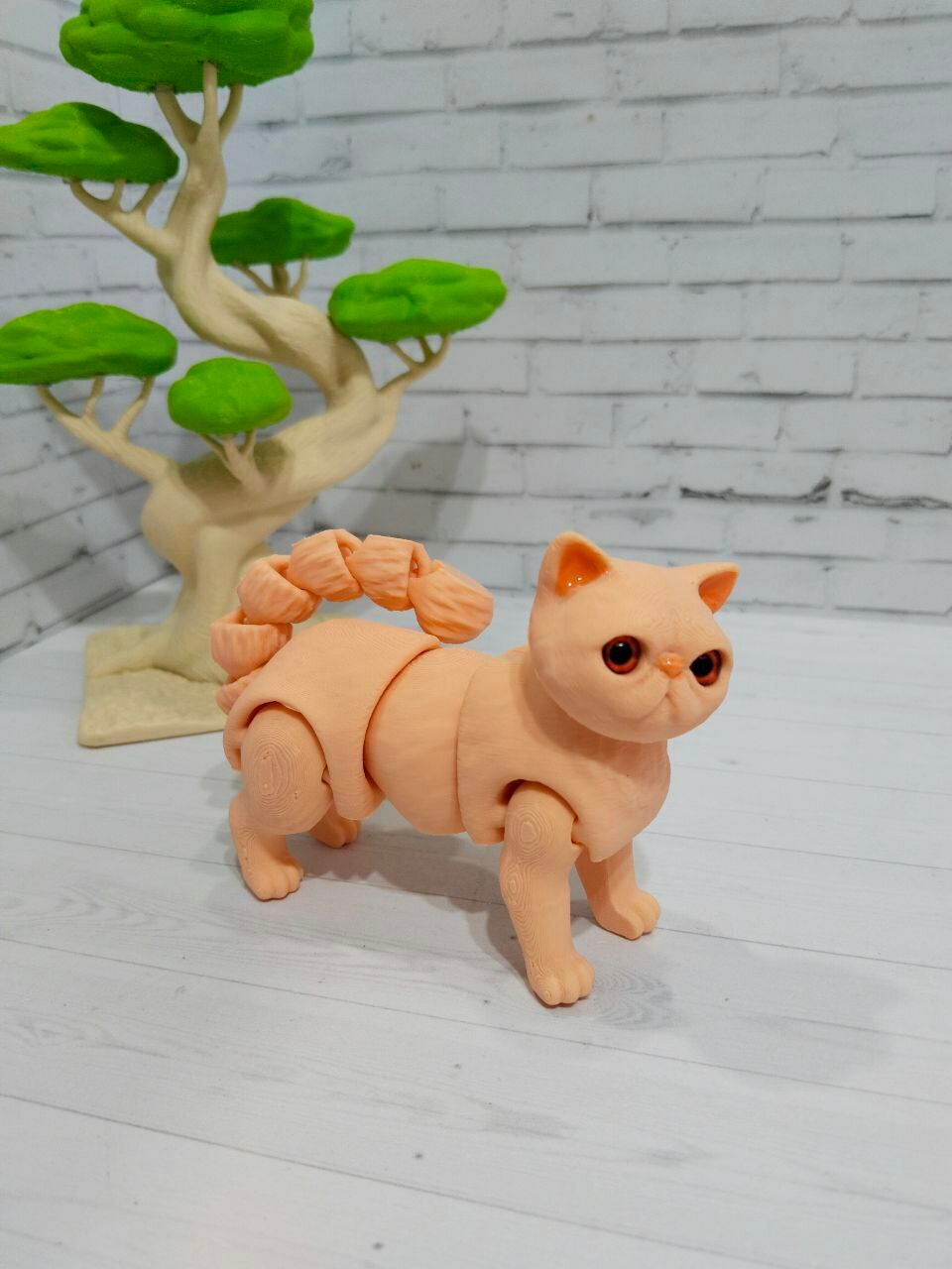 Кот Экзот, подвижная фиджет игрушка-антистресс 17 см. Персиковый, светло-рыжий матовый. С реалистичными живыми глазками. 3D печать. Сделано в России.