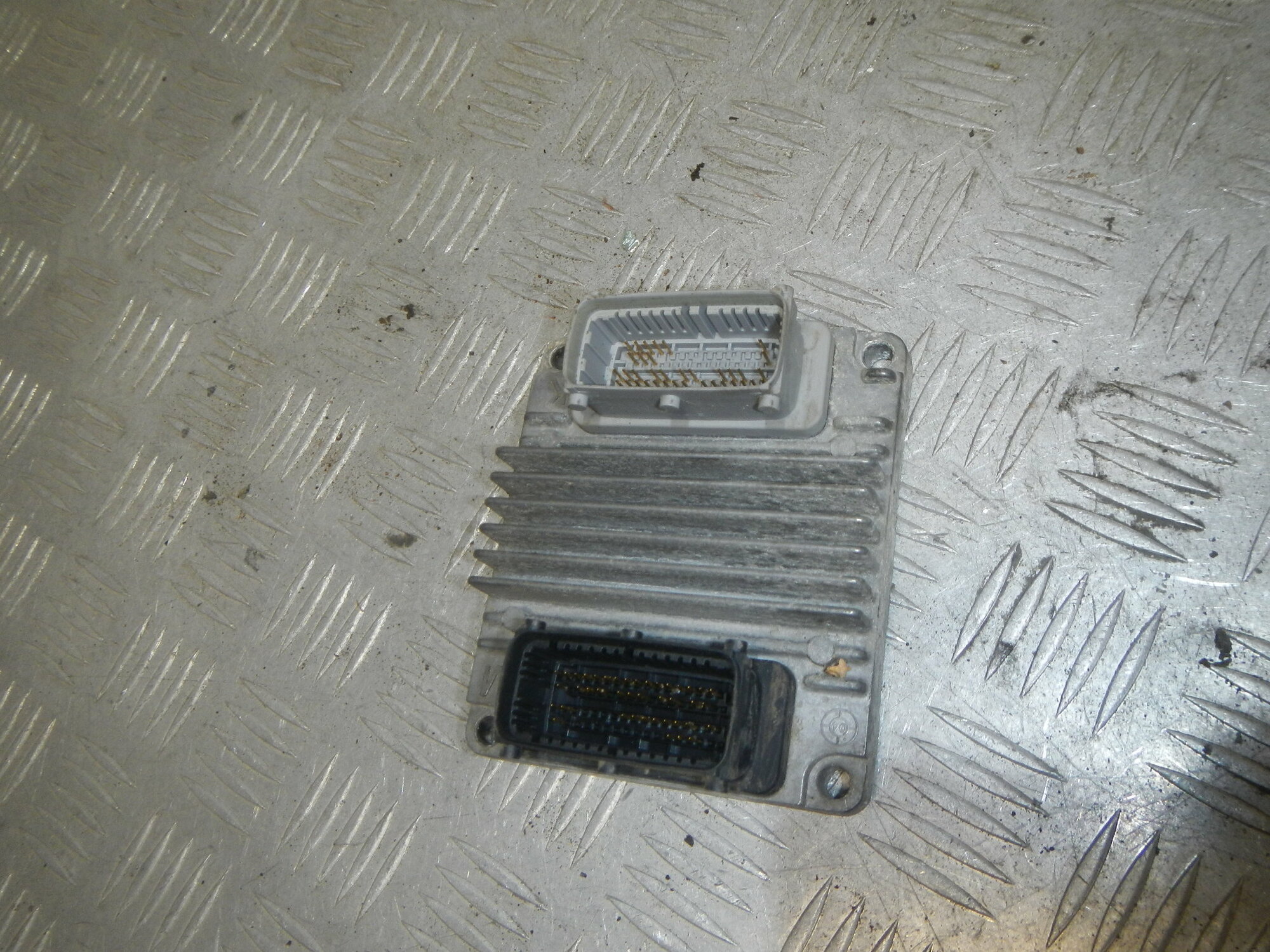 Б/У Блок управления двигателем, Chevrolet (Шевроле)-AVEO T200 (03-08) CHEVROLET AVEO T200 (03-08) F14D3 Без видимых повре...