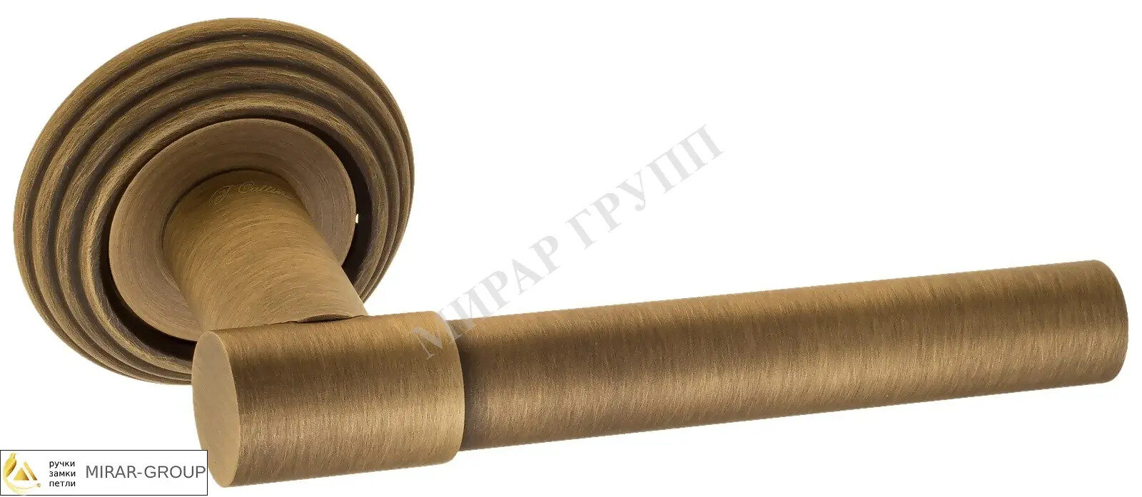 Дверная ручка Fratelli "UNA" D8 на круглой розетке матовая бронза