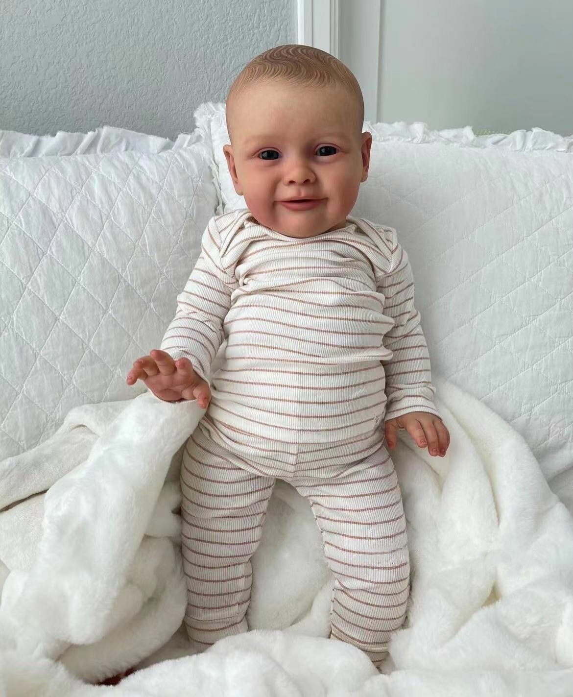 Кукла реборн силиконовый мальчик 68 см