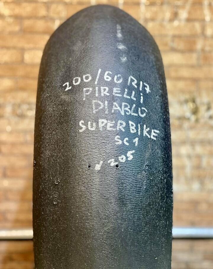 Слик 200/60 R17 Pirelli Diablo Superbike No205