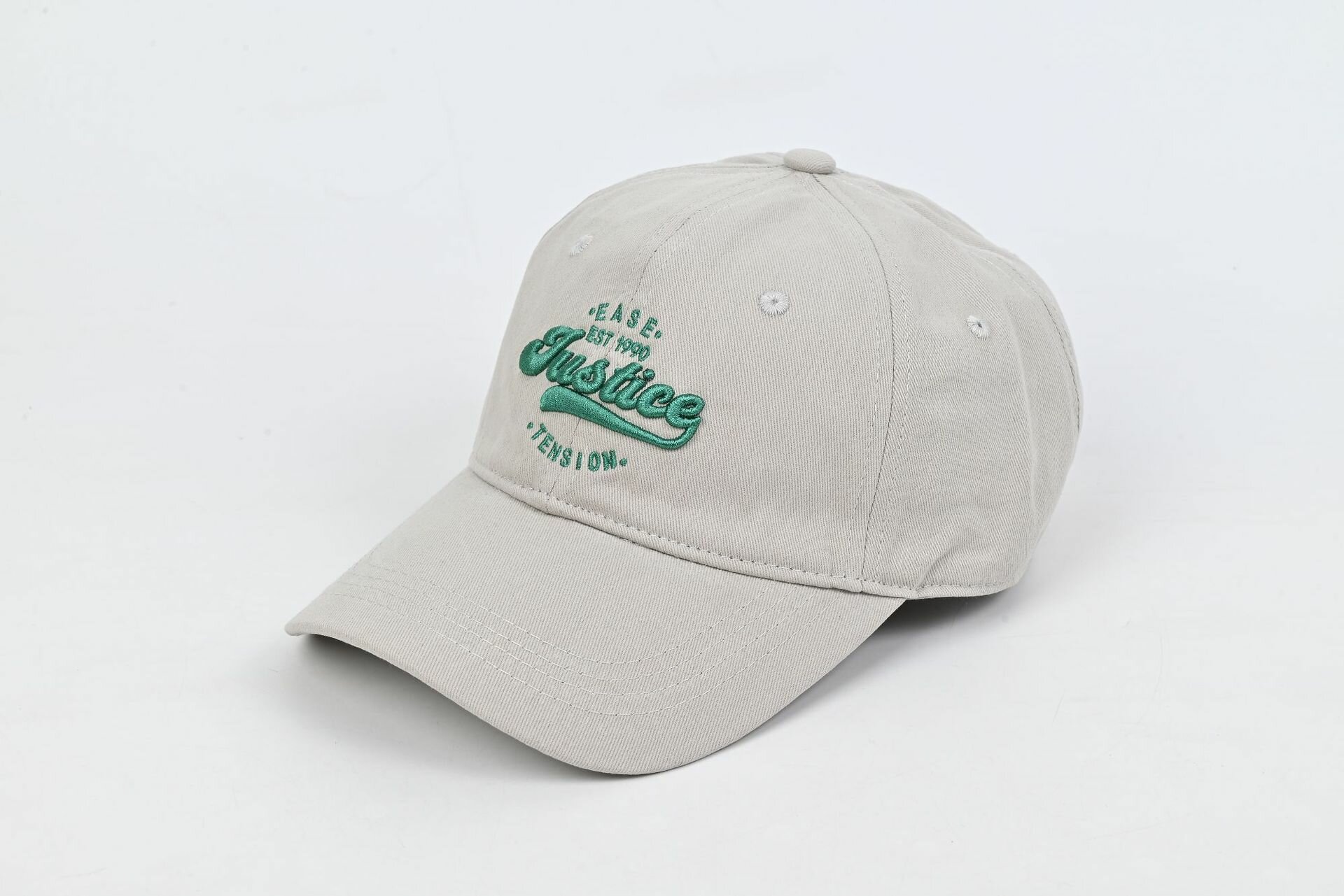 Бейсболка 2025 года для женщин с кепкой-утконосом, показывающей лицо, с небольшой вышивкой, для повседневного использования, для прогулок на улице, с солнцезащитным козырьком, красивая мужская кепка