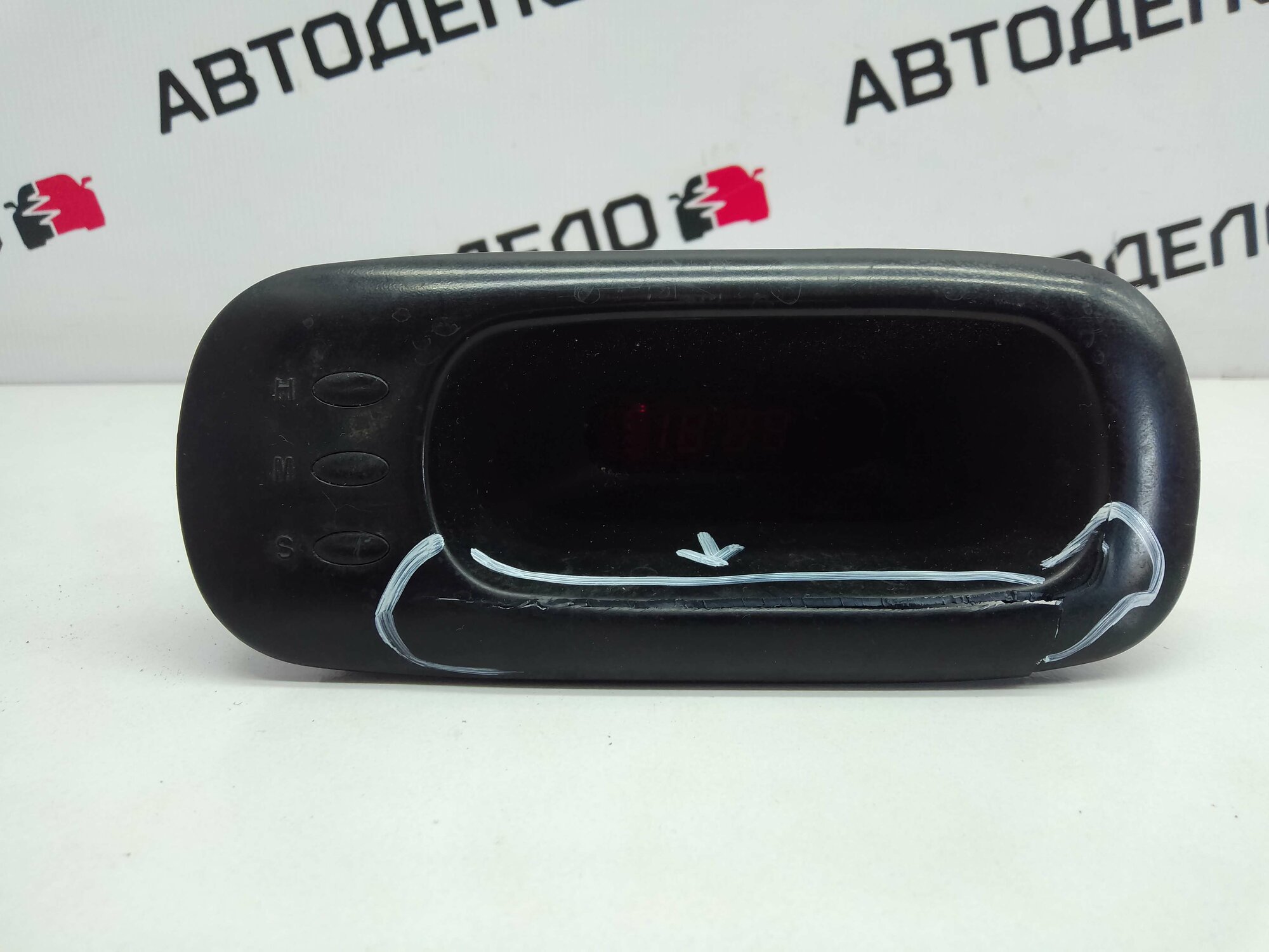 Часы Hyundai Santamo U 1999 г.в