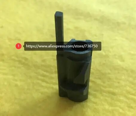 Пластиковый поршень для вышивальной машины Tajima TMAR