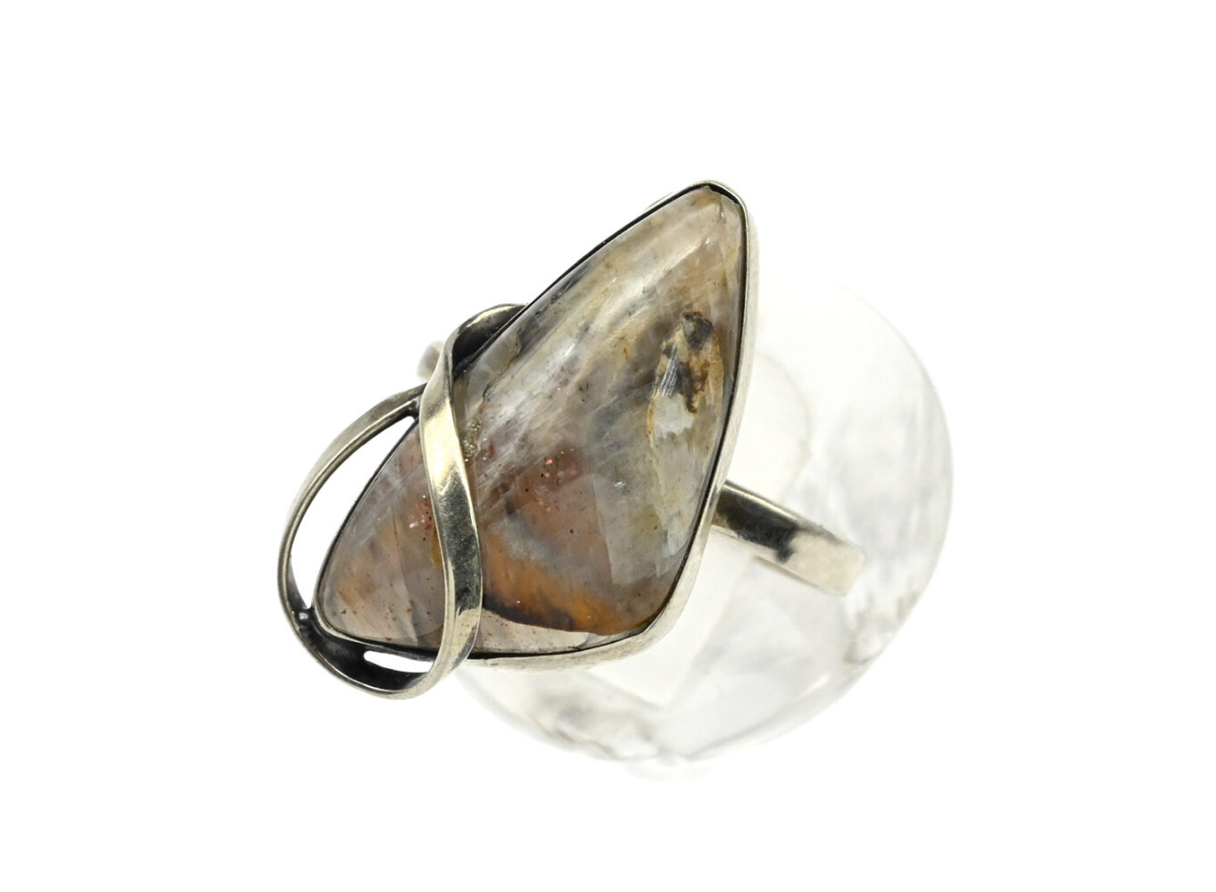 Кольцо, гeлиoлит