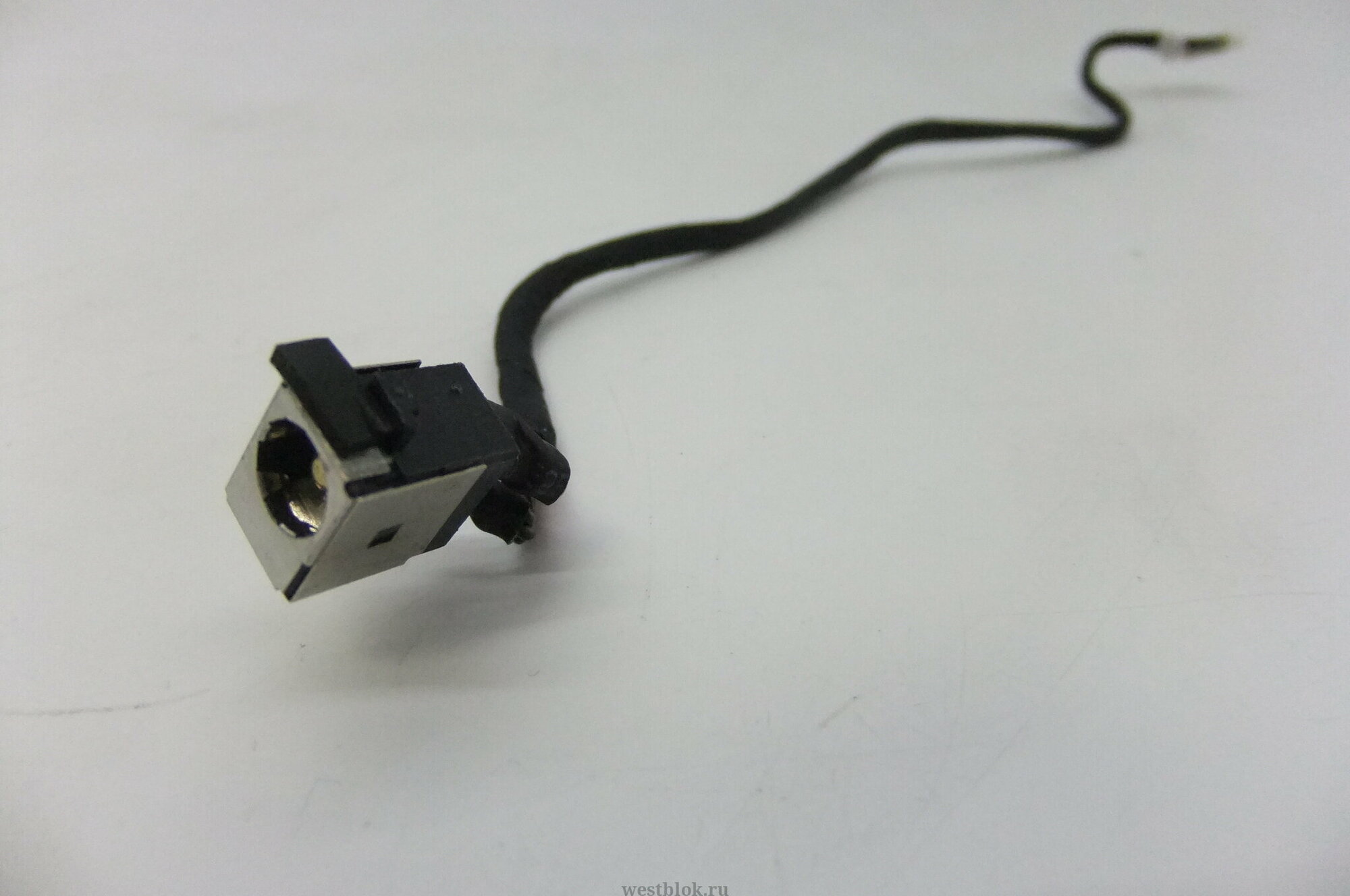 Разъем питания со шлейфом Asus K750J