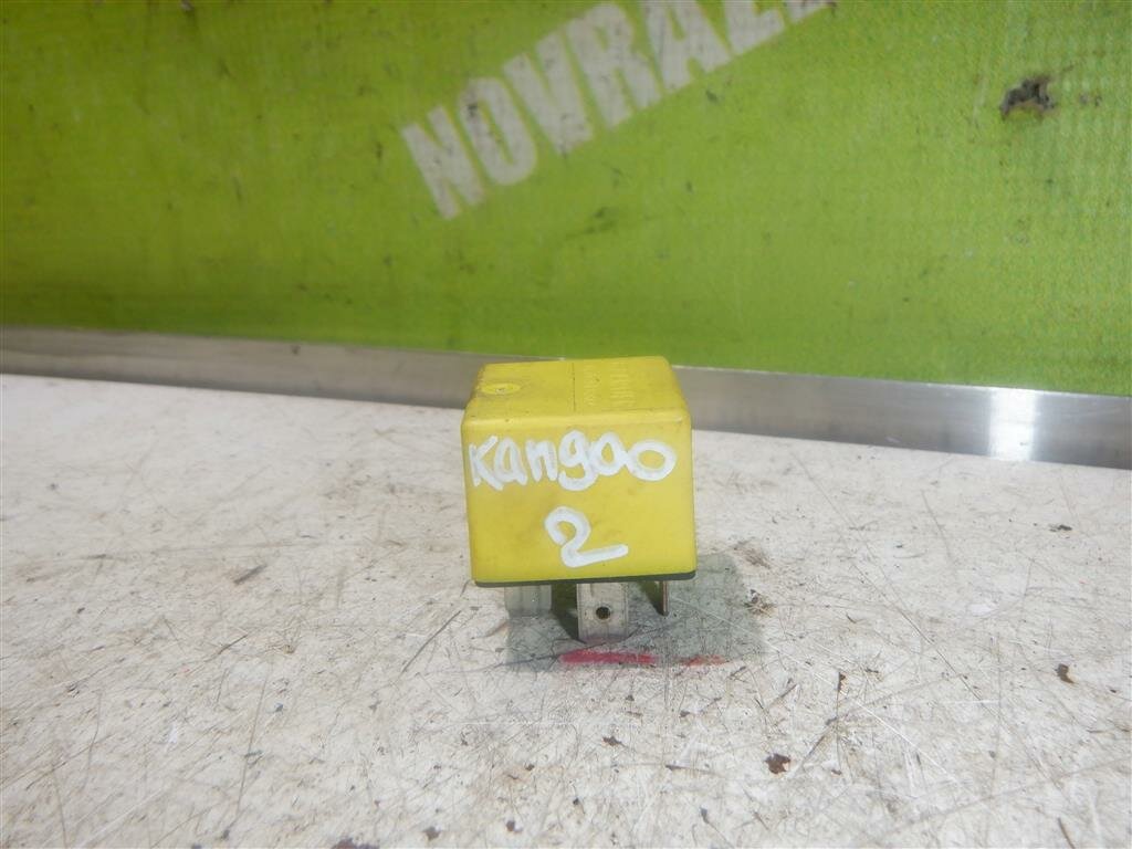 Реле Renault Kangoo 97-03