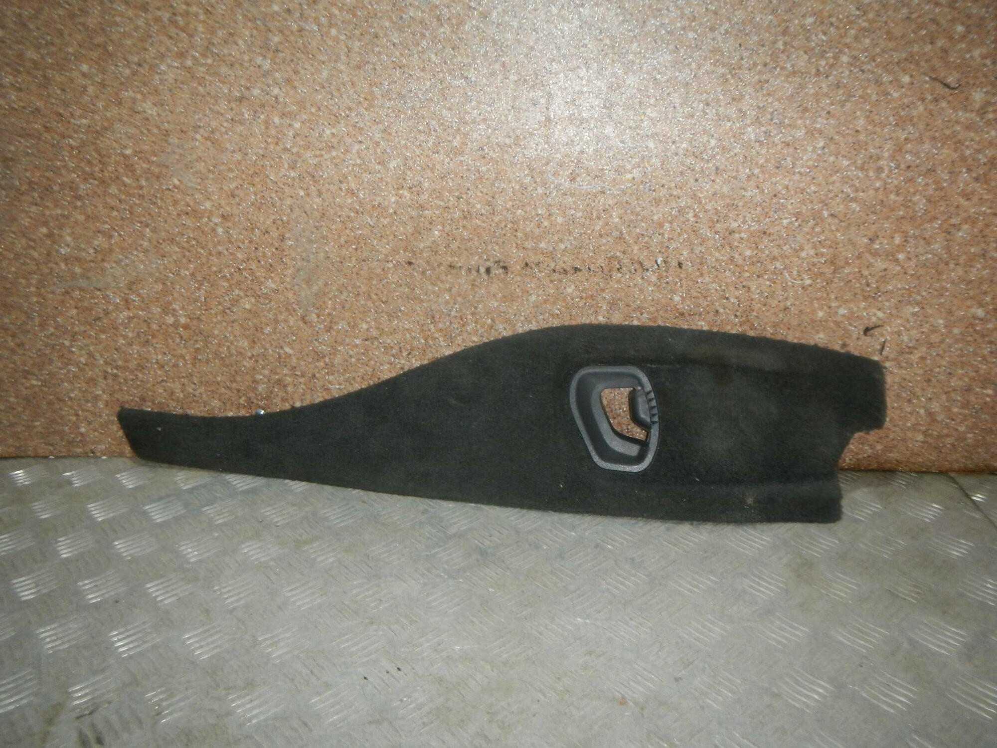 Б/У Накладка центральной консоли/тоннеля, Volvo (Вольво)-XC90 (02-) VOLVO XC90 (02-) Левая Грязная 322980 VOLVO арт. 3997...