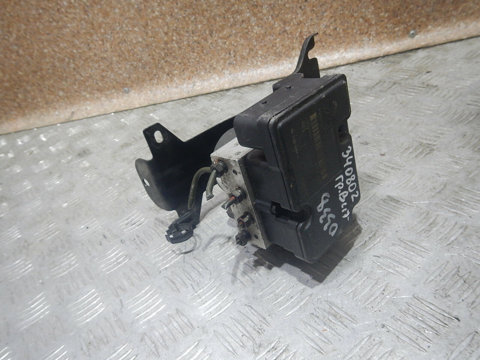 Б/У Блок ABS (насос), Suzuki (Сузуки)-GRAND VITARA (06-) SUZUKI GRAND VITARA (06-) 2.0 Без повреждений. 340802 SUZUKI арт...