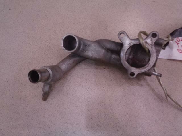 Корпус термостата от Toyota Camry XV40 2006-2011