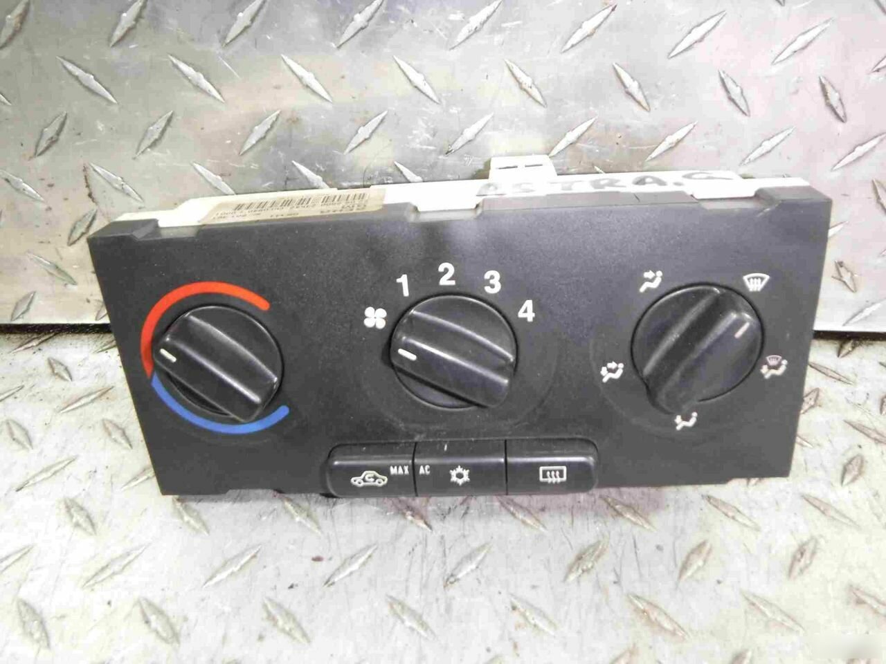 Блок управления отопителем Opel Astra G (1998—2009) 9119170