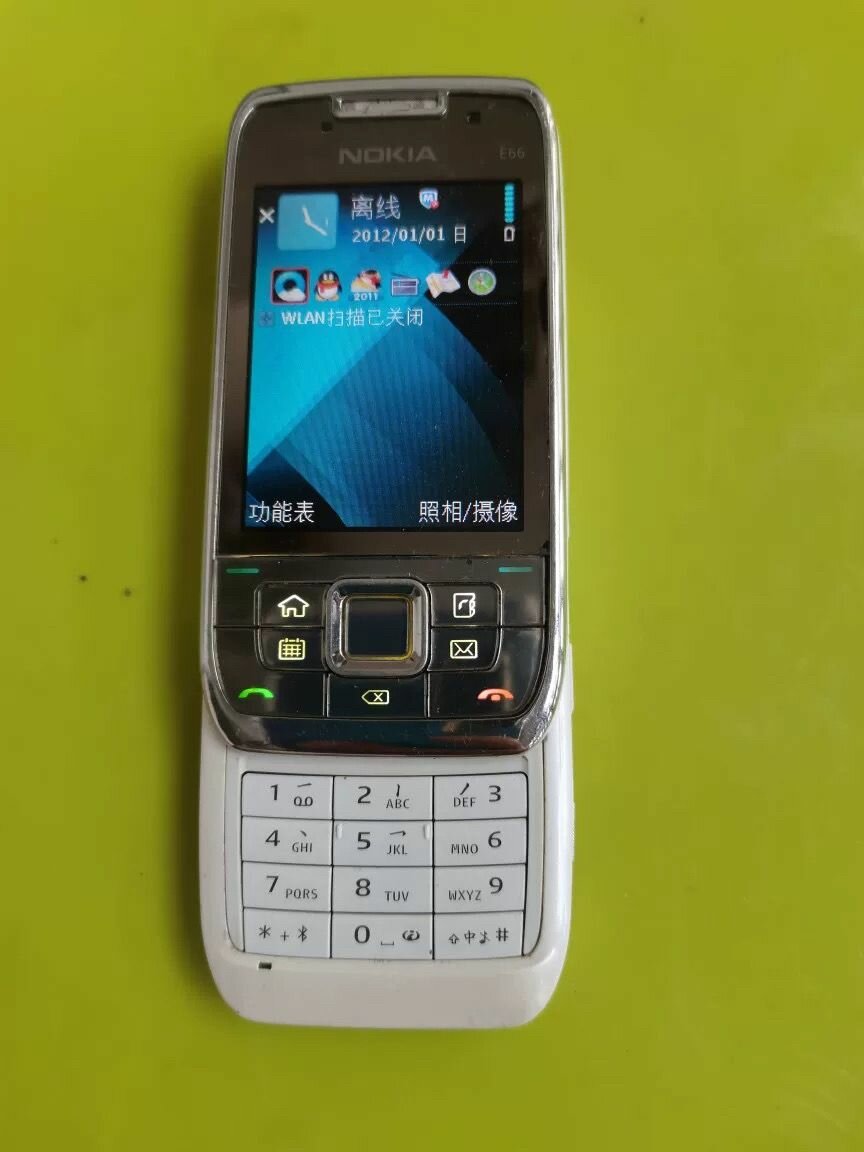Мобильный телефон Nokia E66 3G Телефон-слайдер 128MB RAM 110MB ROM,