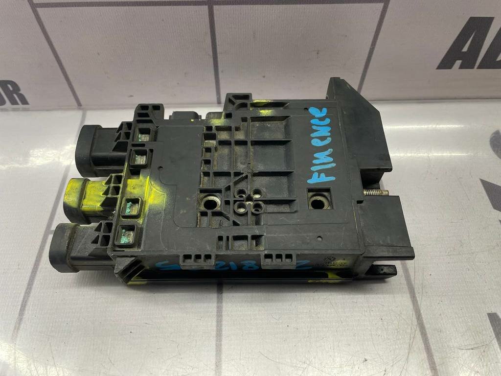 Блок предохранителей Renault Megane 3 09-16