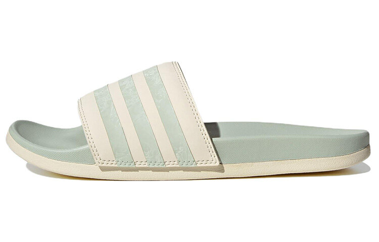 Сланцы Adilette