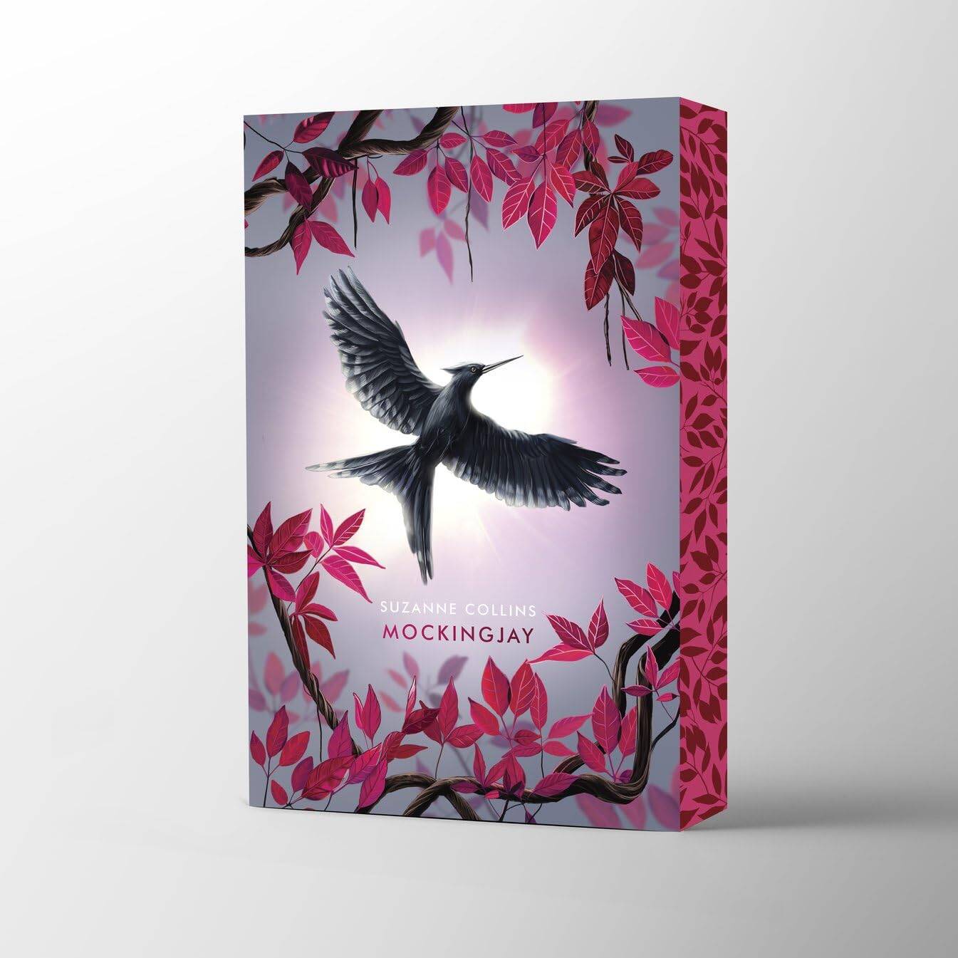 Suzanne Collins. Mockingjay Deluxe edition (Suzanne Collins) Сойка-пересмешница (Сюзан Коллинз) /Книги на английском языке