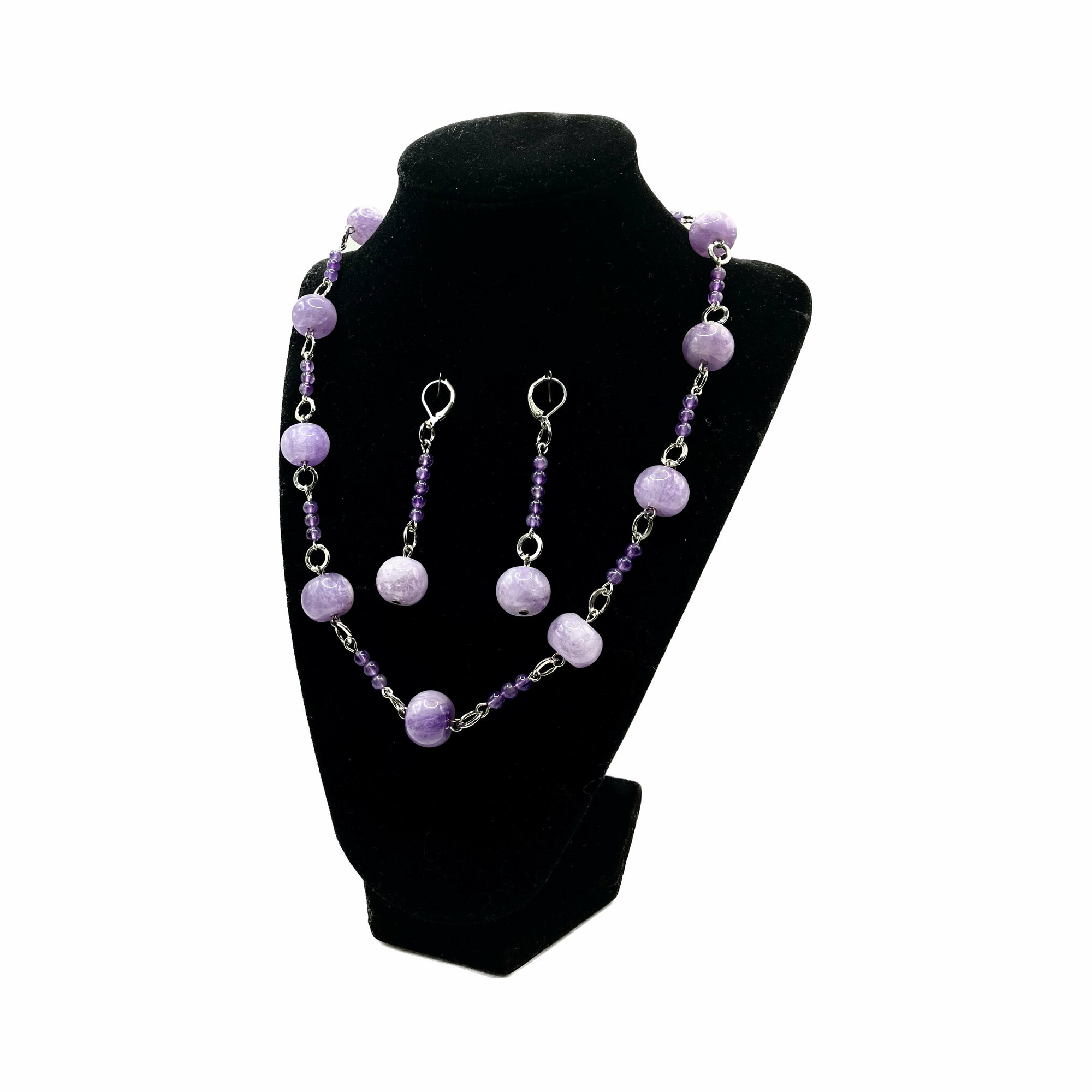 Комплект бижутерии: серьги, колье, аметист