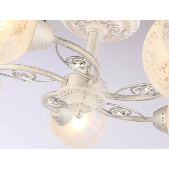 Подвесная люстра Ambrella Light Traditional TR3062