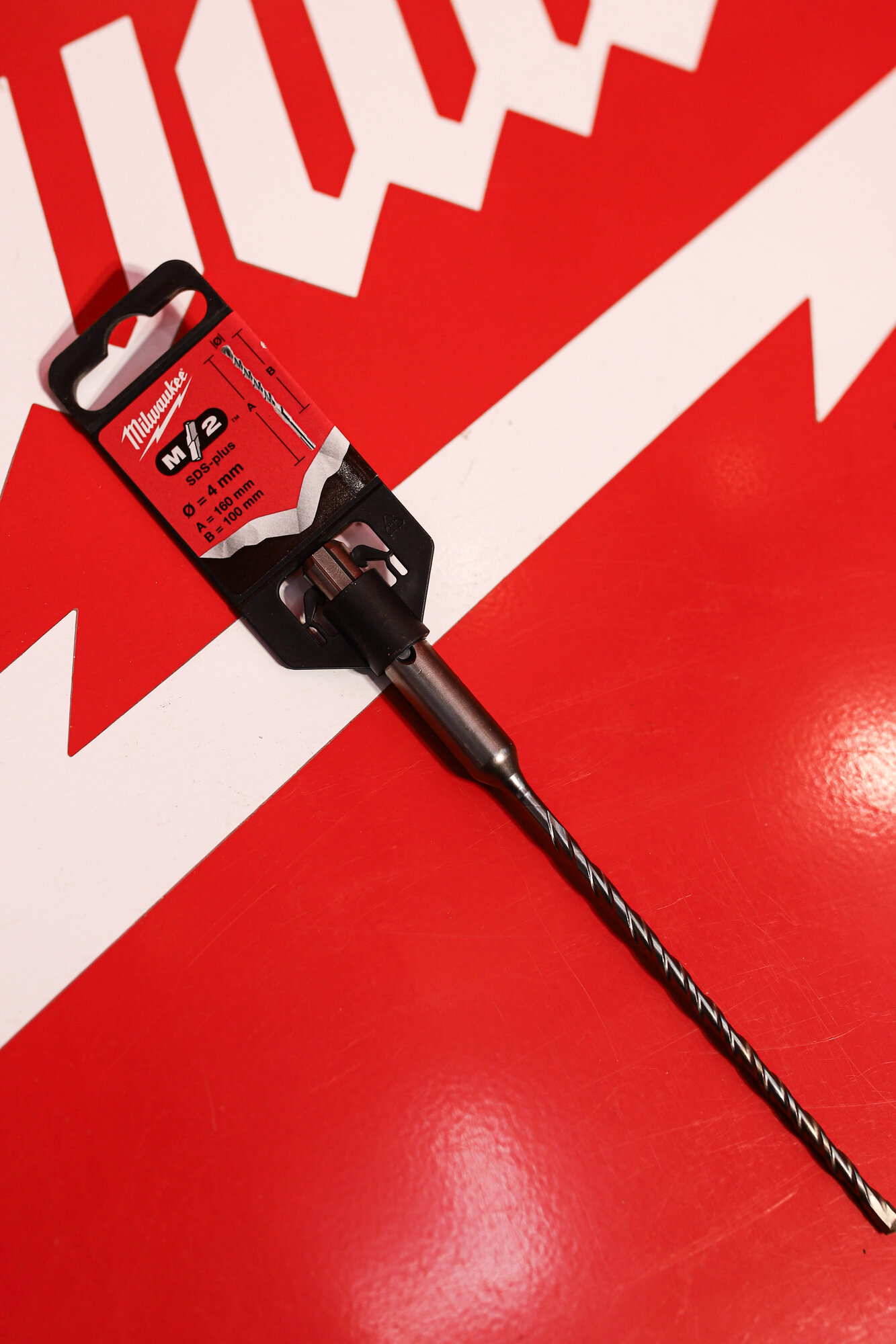 Бур Milwaukee 4932399143, SDS-plus, 4x160мм, для бетона, кирпича, камня