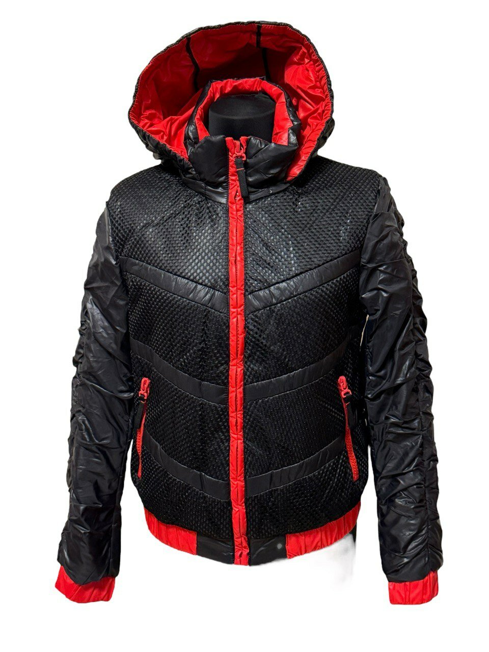 Бомбер SOOYT Осень-зима 2024