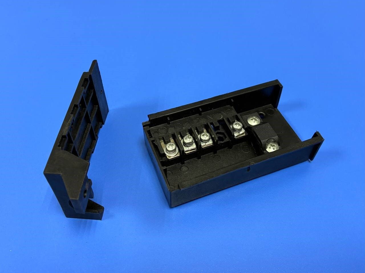 Клеммная колодка варочной поверхности Haier (0530058394)