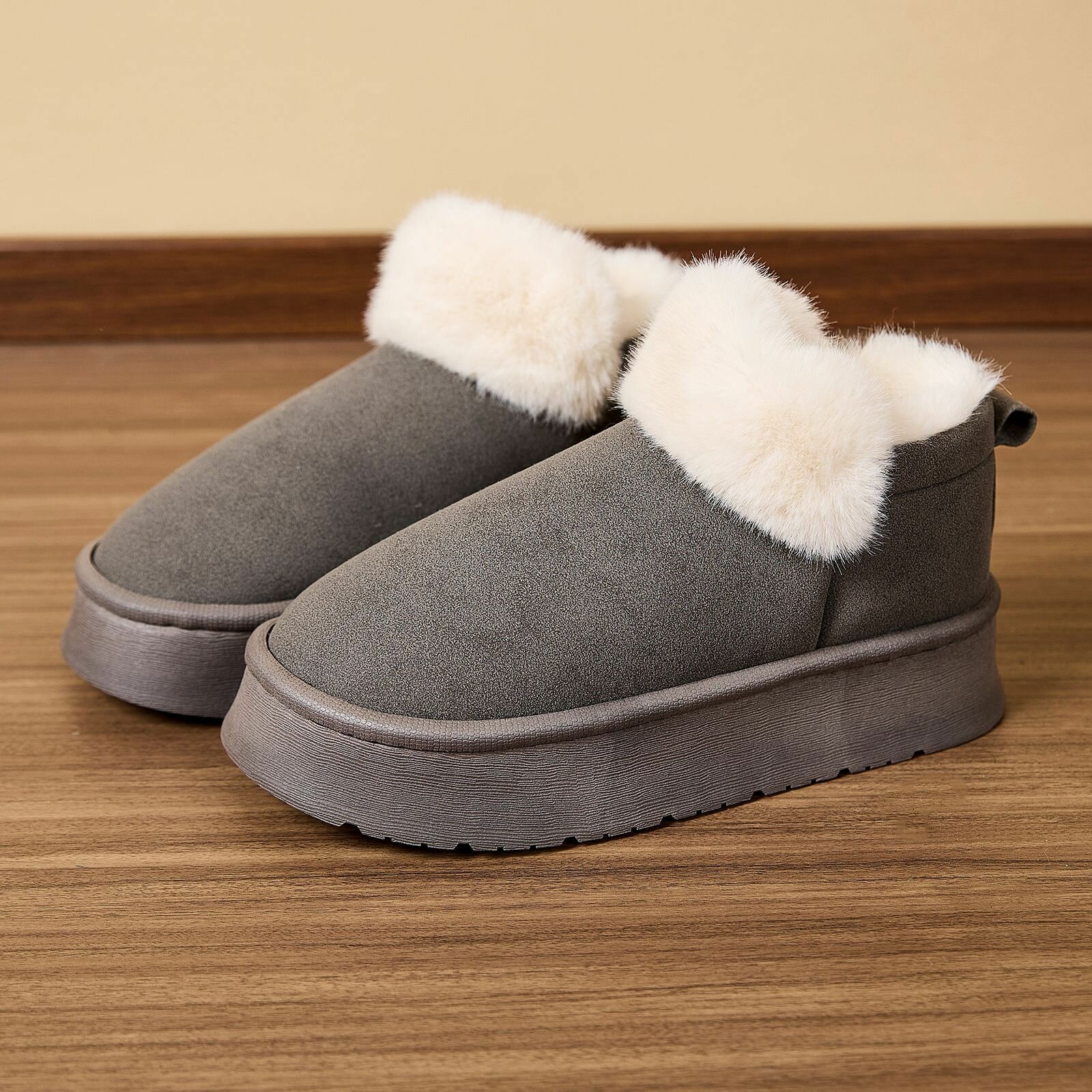 Новые теплые хлопковые тапочки для осени и зимы, нескользящие хлопковые тапочки для дома, мягкие ботильоны на толстой подошве для прогулок на свежем воздухе.35-36